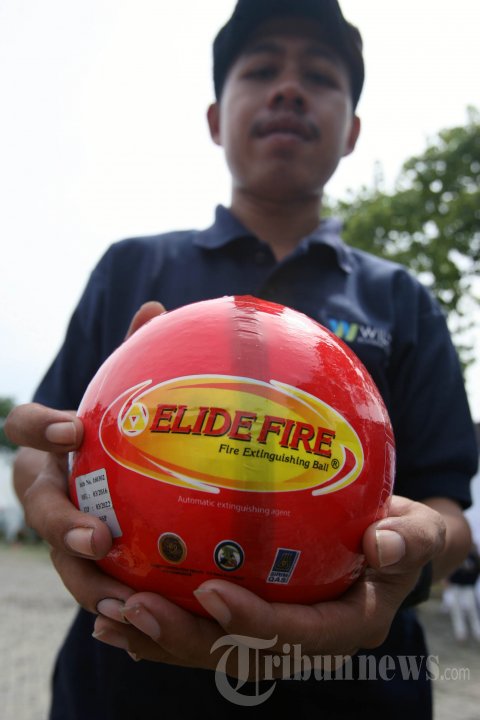 Bola Pemadam Api Elide Fire Ball, Foto 3 #1671796 - TribunNews.com