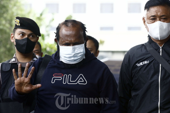 Buronan KPK Ricky Ham Pagawak Tertangkap di Papua, Foto 4 #1957838 - TribunNews.com