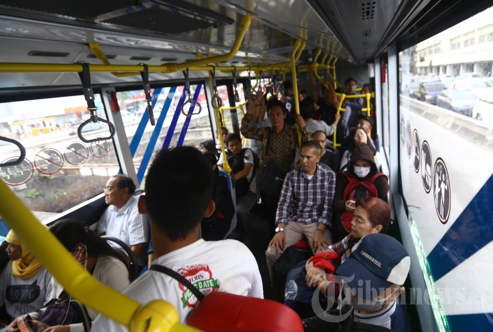 Bus Baru Transjakarta Maxi , Foto 4 #1696322 - TribunNews.com