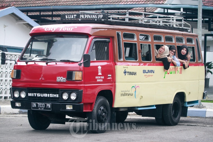 Bus POWNIS Timah Dipamerkan di Pameran Bus Klasik dan Unik, Foto 1 ...