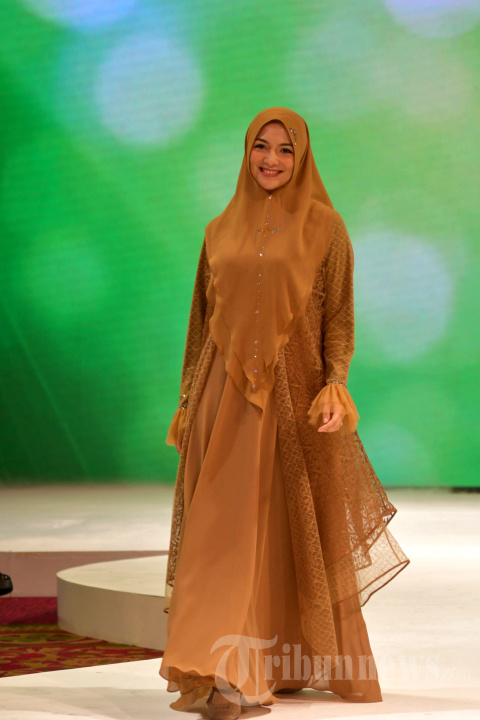 Cantiknya Citra Kirana dalam Balutan Busana Syari Si.Se.Sa, Foto 1 ...