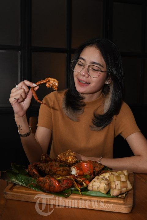 Chef Jimmy Irawan Menyajikan Kepiting Rempah, Foto 12 #1919176 ...