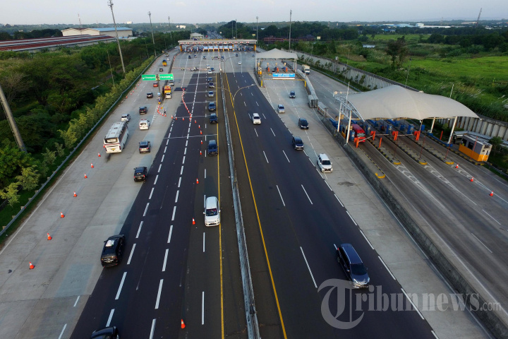 Contraflow Arah Jakarta Dilakukan Mulai GT Cikampek Utama, Foto 4 #1923093 - TribunNews.com