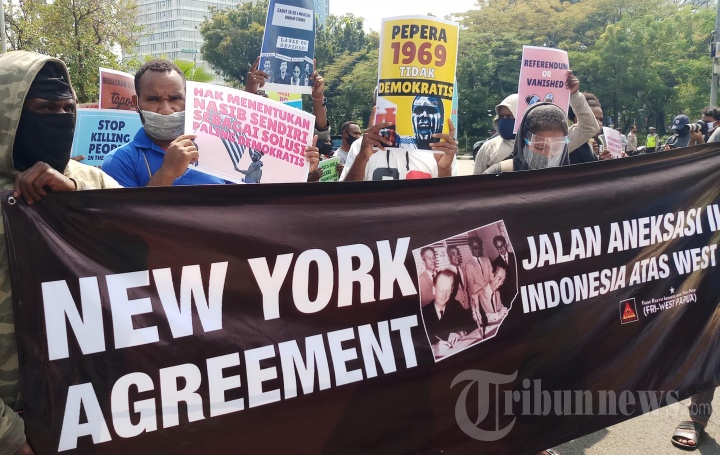 Demo Front Rakyat Indonesia Untuk West Papua di Kedubes AS, Foto 1 ...