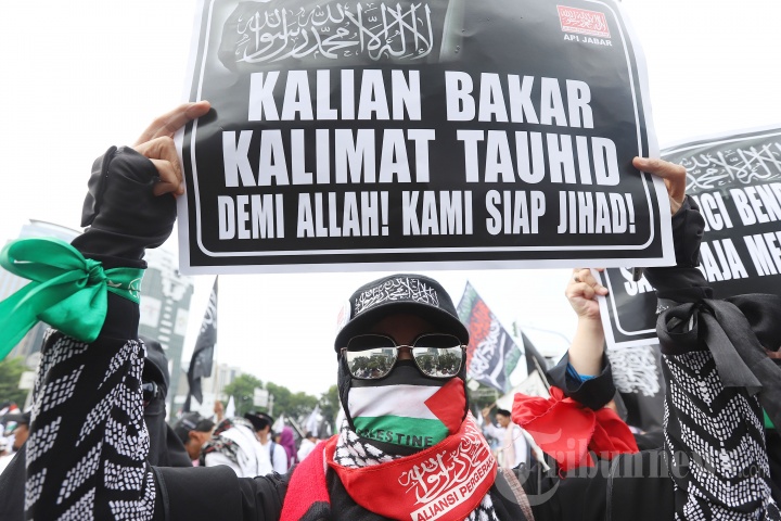 Demo Pembakaran Bendera, Foto 7 #1776182 - TribunNews.com