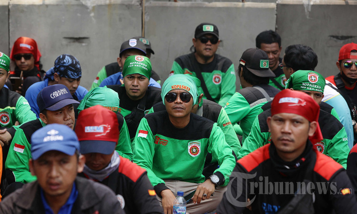 Demonstrasi Peringati Hari Tani, Foto 4 #1978541 - TribunNews.com