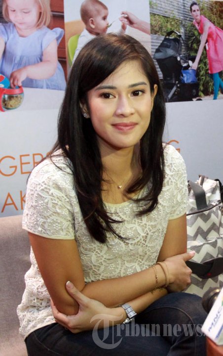 Dian Sastro Bloom dan Grow, Foto 1 #1415232 - TribunNews.com