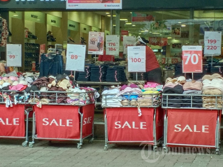 Diskon Besar-besaran di Pasar Baru Sepi Pembeli, Foto 5 #1850819 ...