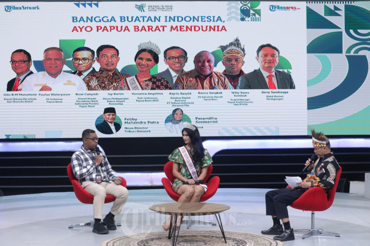Diskusi Bangga Buatan Indonesia Ayo Papua Barat Mendunia, Foto 2 ...