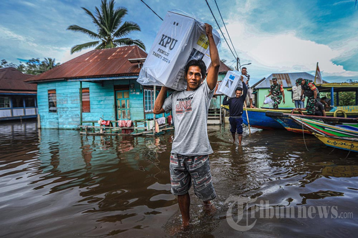 Distribusi Logistik Pemilu 2024 di Palembang, Foto 1 #1990526 ...