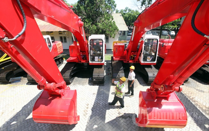 Ekskavator Pindad Excava 200, Foto 2 #1712010 - TribunNews.com