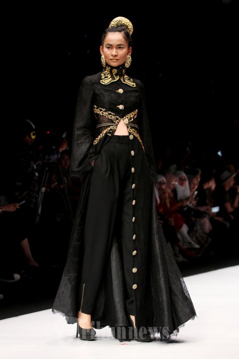 Fashion Show Karya Ivan Gunawan Pada Ajang JFW 2017, Foto 5 #1674753 ...
