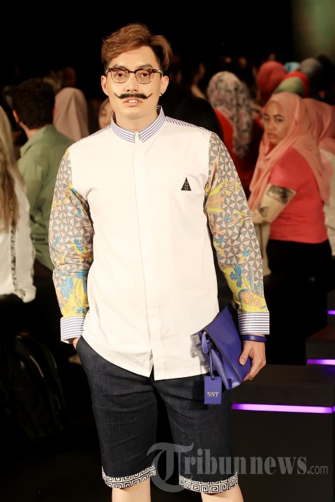 Fashion Show Karya Ivan Gunawan, Foto 1 #1642735 - TribunNews.com