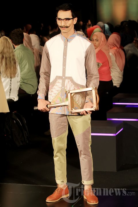 Fashion Show Karya Ivan Gunawan, Foto 5 #1642739 - TribunNews.com