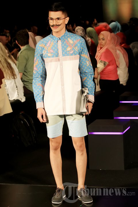 Fashion Show Karya Ivan Gunawan, Foto 3 #1642737 - TribunNews.com