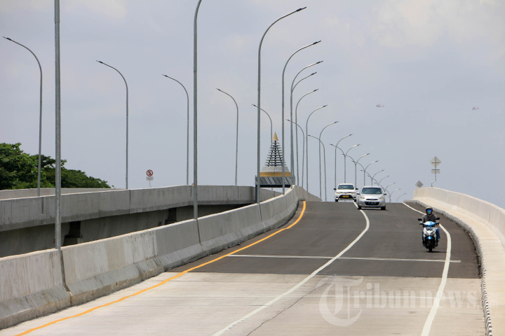 Fly Over Bandara Internasional Ahmad Yani, Foto 2 #1909227 - TribunNews.com