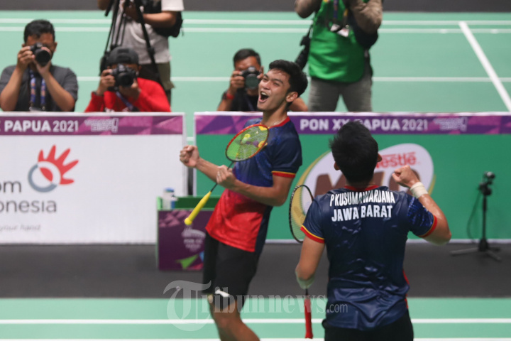 Final Ganda Putra Bulu Tangkis PON XX Papua 2021, Foto 1 #1897142 - TribunNews.com