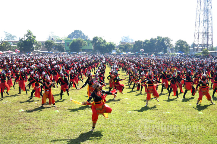 Gebyar Tari Topeng Bapang Malangan Diikuti 2.023 Siswa, Foto 1 #1966083 ...