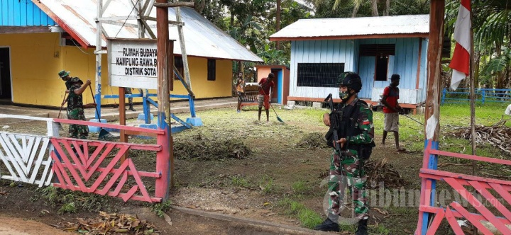 Gotong-Royong Bersihkan Rumah Budaya Kampung Rawa Biru, Foto 4 #1867490 ...