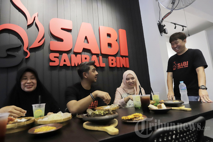 Grand Opening Resto Sambal Bini, Foto 3 #1982362 - TribunNews.com