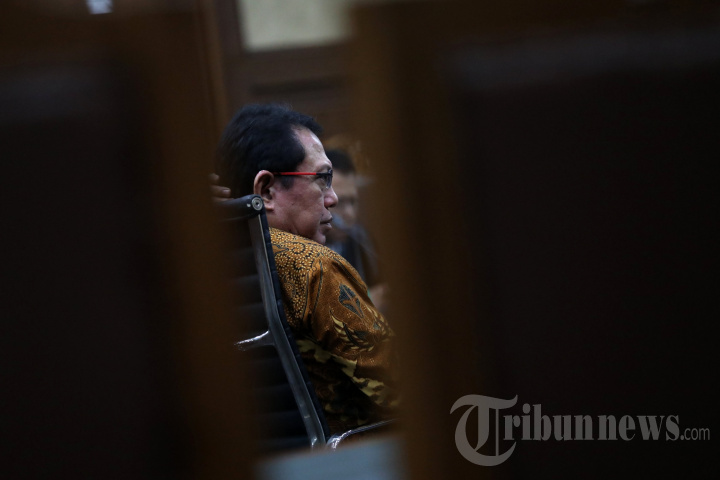 Hasbi Hasan Divonis Enam Tahun Penjara, Foto 4 #1993757 - TribunNews.com