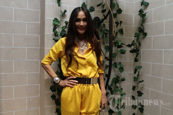 Ina Thomas, Foto 4 #1429752 - TribunNews.com