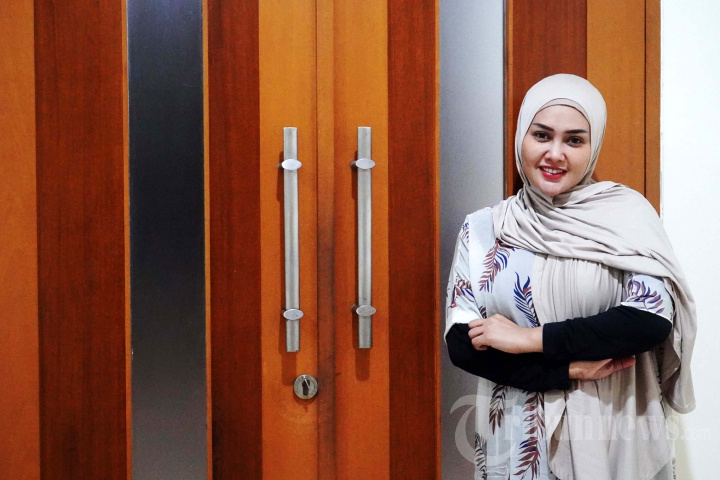 Intan Ratna Juwita Kini Berhijab, Foto 6 #1959557 - TribunNews.com