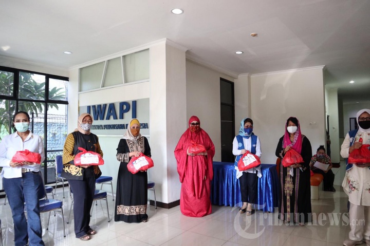 IWAPI Beri Bantaun pada Warga Terdampak Covid-19, Foto 6 #1844270 ...