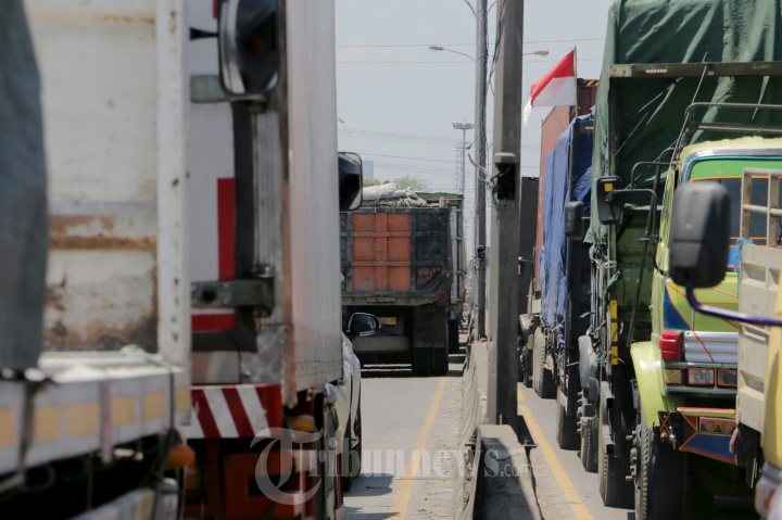 Jalan Raya Semarang Demak Macet Imbas Pengecoran Jalan, Foto 1 #1891786 ...