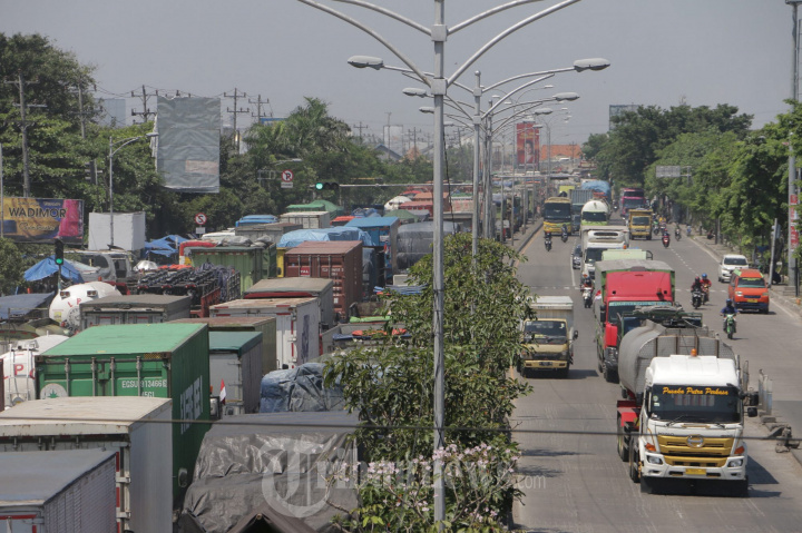 Jalan Raya Semarang Demak Macet Imbas Pengecoran Jalan, Foto 2 #1891787 ...