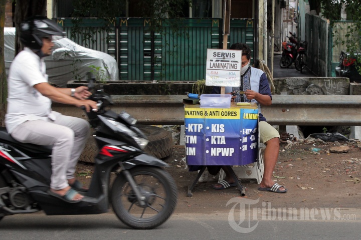 Jasa Servis KTP Pinggir Jalan, Foto 1 #1872021 - TribunNews.com