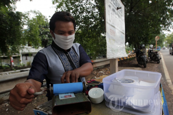 Jasa Servis KTP Pinggir Jalan, Foto 5 #1872025 - TribunNews.com