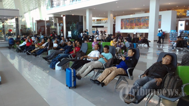Jelang Libur Natal Bandara Soetta Mulai Padat, Foto 2 #1682304 - TribunNews.com
