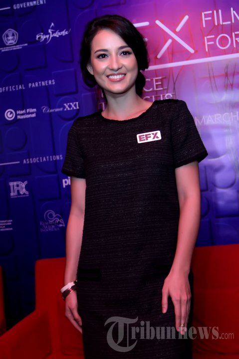 Julie Estelle, Foto 1 #1570802 - TribunNews.com
