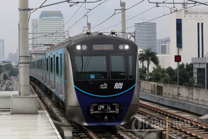 Jumlah Penumpang MRT Jakarta, Foto 1 #1944028 - TribunNews.com