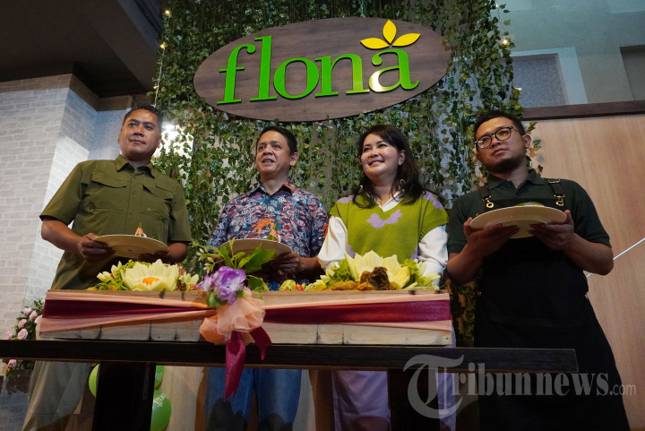 Kafe Flona Berkonsep Kebun Tanaman Hias Indonesia, Foto 1 #1943990 ...