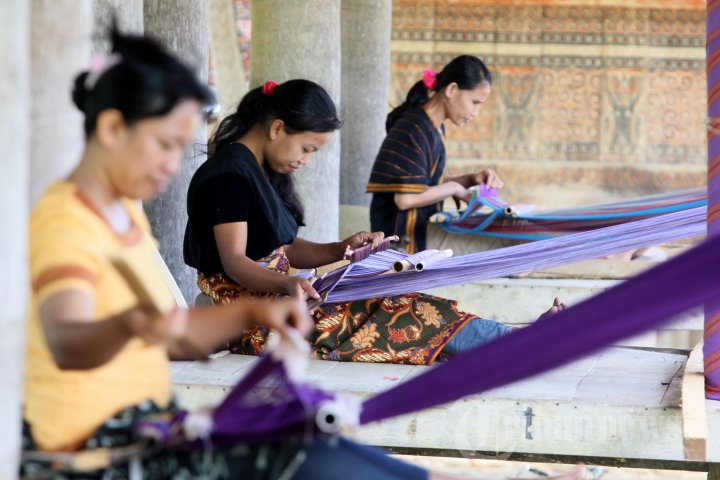 Kain Tenun Toraja, Foto 2 #1608981 - TribunNews.com