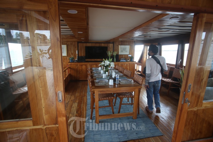 Kapal Augustine Phinisi Bersandar di Taman Impian Jaya Ancol, Foto 5 #1878484 - TribunNews.com