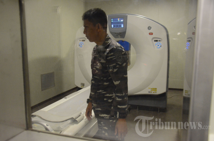 Kapal Bantuan Rumah Sakit dr Rajiman Wedyodiningrat-992, Foto 7 ...