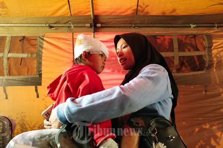 Korban Gempa Dirawat di RSUD Sayang Cianjur, Foto 6 #1945854 - TribunNews.com