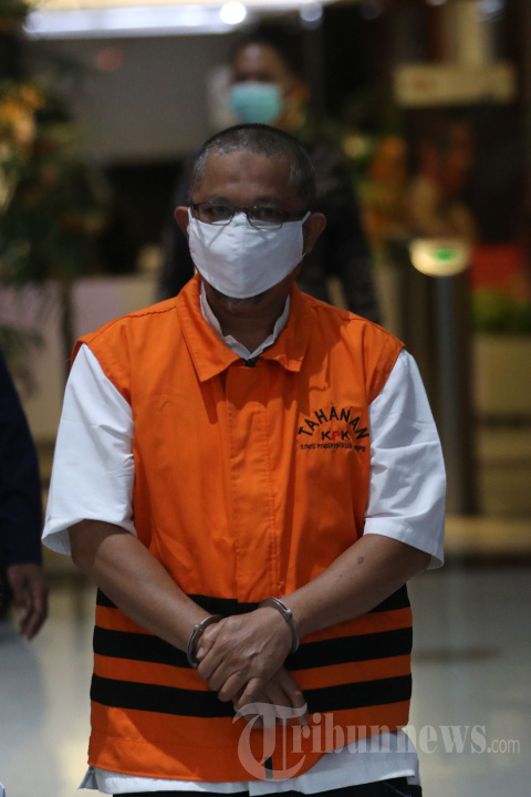 KPK Tahan Hasanuddin Ibrahim Kasus Kementerian Pertanian, Foto 8 ...