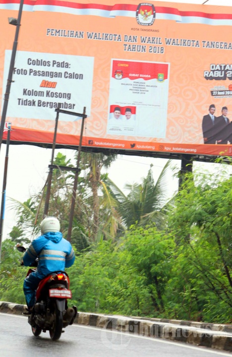 KPU Kota Tangerang Pasang Spanduk Sosialisasi Pilkada , Foto 1 #1756812 - TribunNews.com