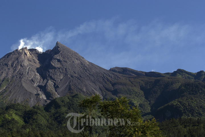 Kubah Lava Kawah Gunung Merapi, Foto 1 #1881309 - TribunNews.com