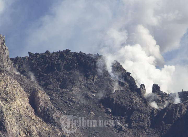 Kubah Lava Kawah Gunung Merapi, Foto 10 #1881318 - TribunNews.com