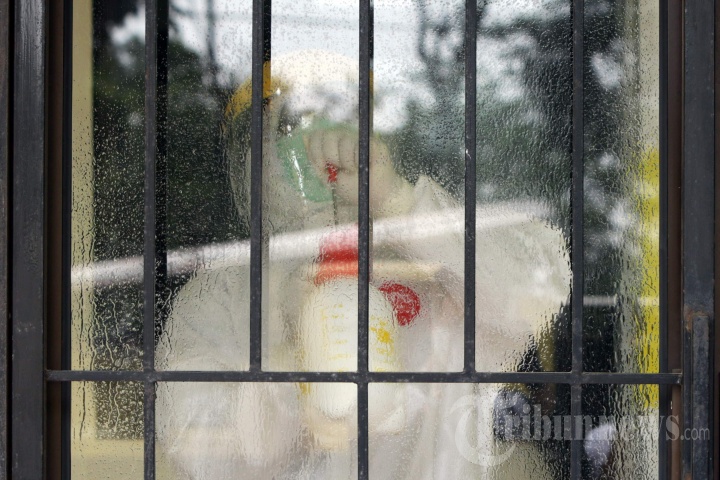 Labkesda Kota Depok Lakukan Tes Swab Suspect Covid-19, Foto 12 #1841875 ...