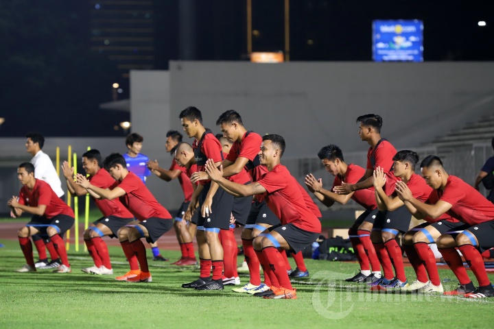 Latihan Perdana Timnas Indonesia Senior, Foto 5 #1833627 - TribunNews.com