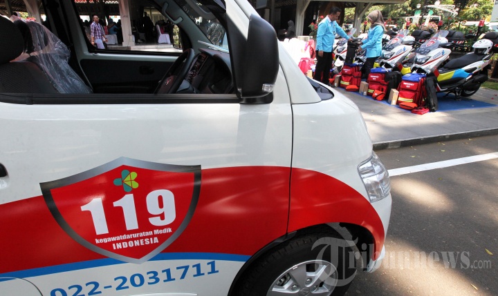 Launching Motor Ambulance dan Mobil Ambulance Mini ICU, Foto 1 #1761424 ...