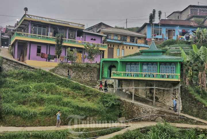Lebaran Di Nepal Van Java Lereng Gunung Sumbing Magelang, Foto 8 ...
