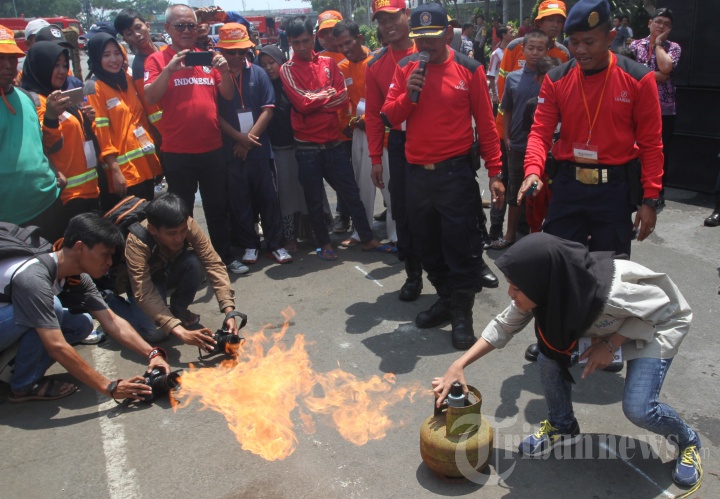 LOMBA PADAMKAN API------, Foto 5 #1716468 - TribunNews.com