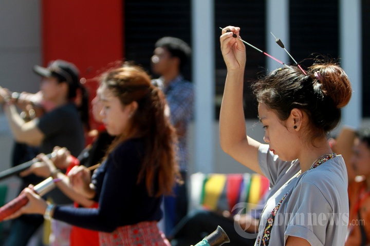 Lomba Sumpit di Pekan Gawai Dayak, Foto 3 #1702652 - TribunNews.com